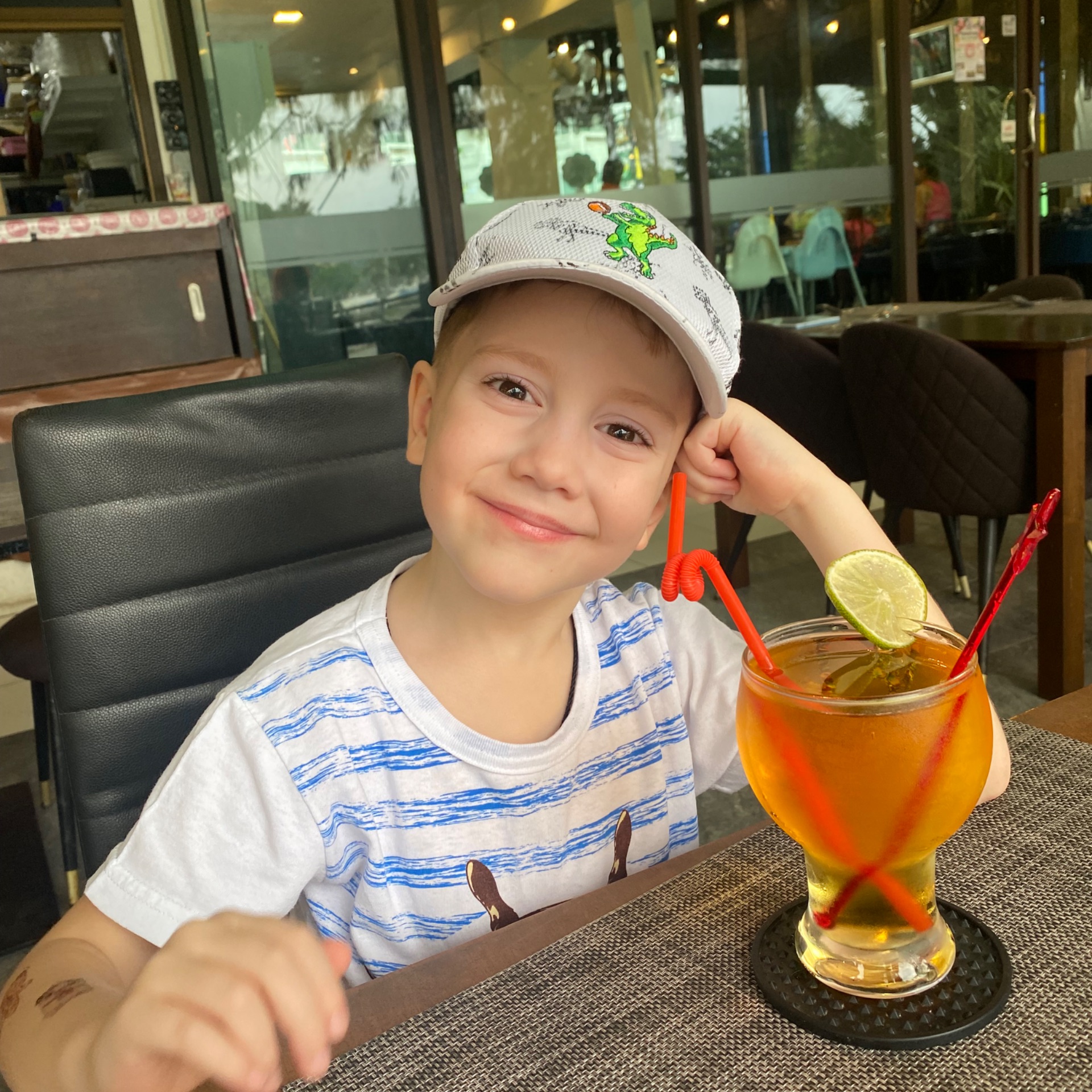 Иконка канала ЛевКидс