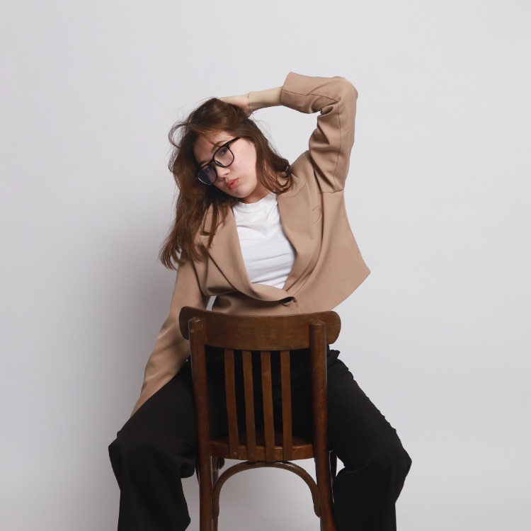 Иконка канала M diary