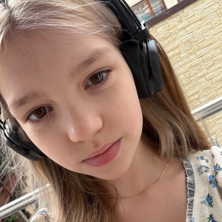Иконка канала Vikki_is