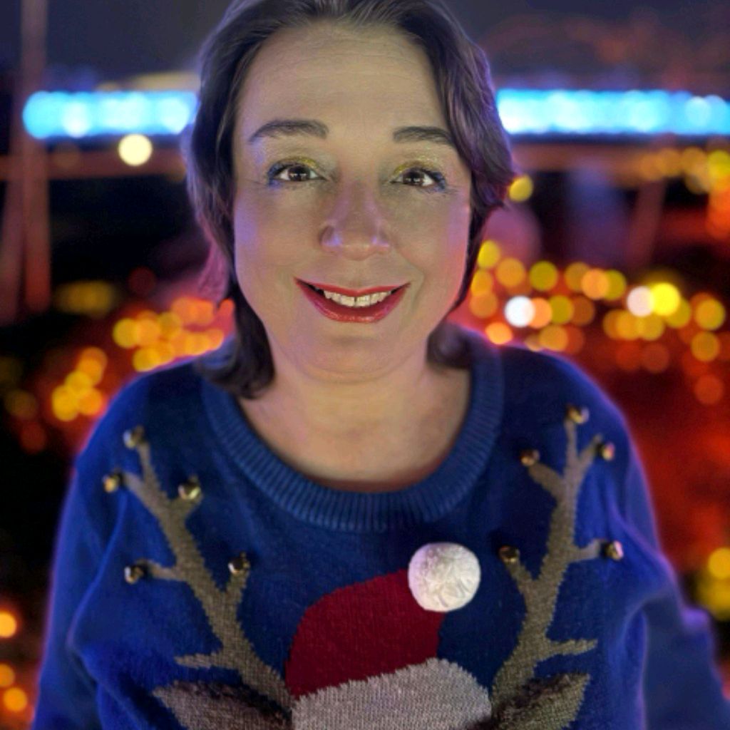 Иконка канала ПЕСНИ, КОТОРЫЕ ЖИВУТ ВО МНЕ.