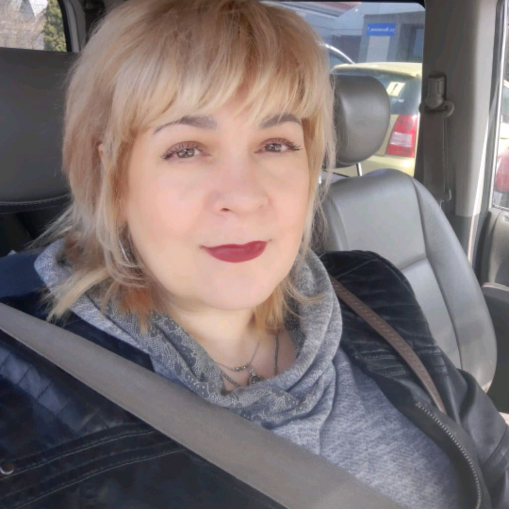 Иконка канала Валерия Компаниец.