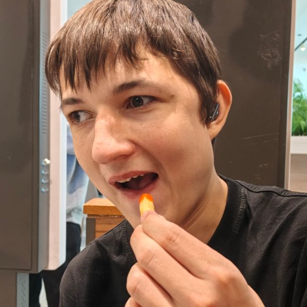 Иконка канала Илья топ блогер