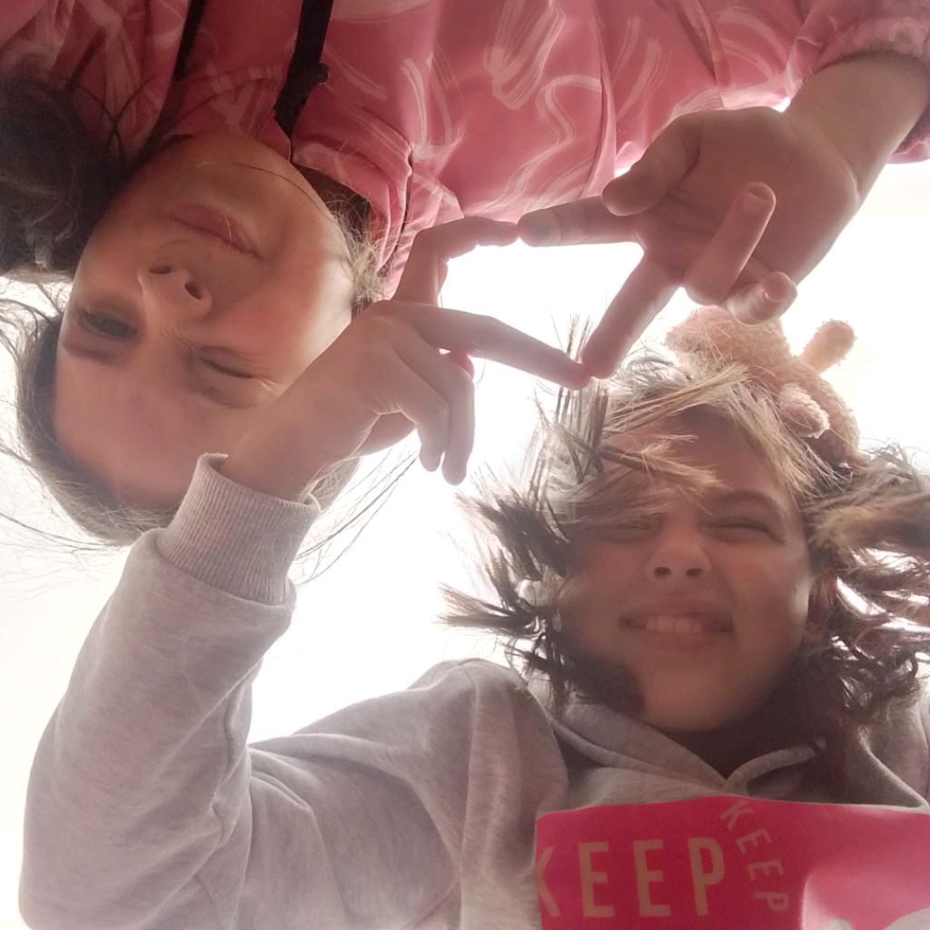 Иконка канала Две Веснушки⚡