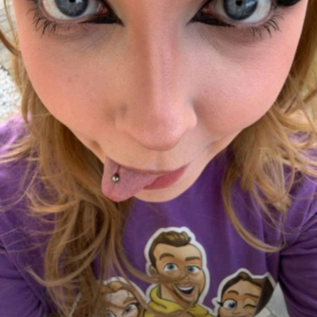 Иконка канала 🎸 ⲇυⲃⲏⲁя ⲇυⲃⲁ υⳅ ⲇⲁⳝⲗ ⳝⲁⳝⲗ (ⲕⲥюⲱⲁ) 🐈⬛