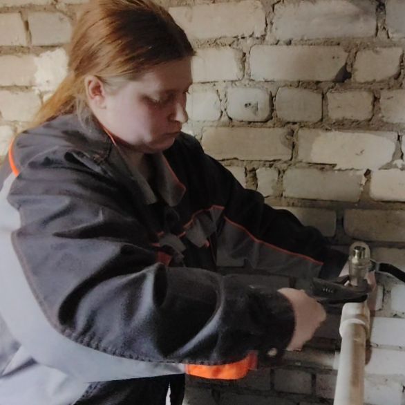 Иконка канала сантех-леди