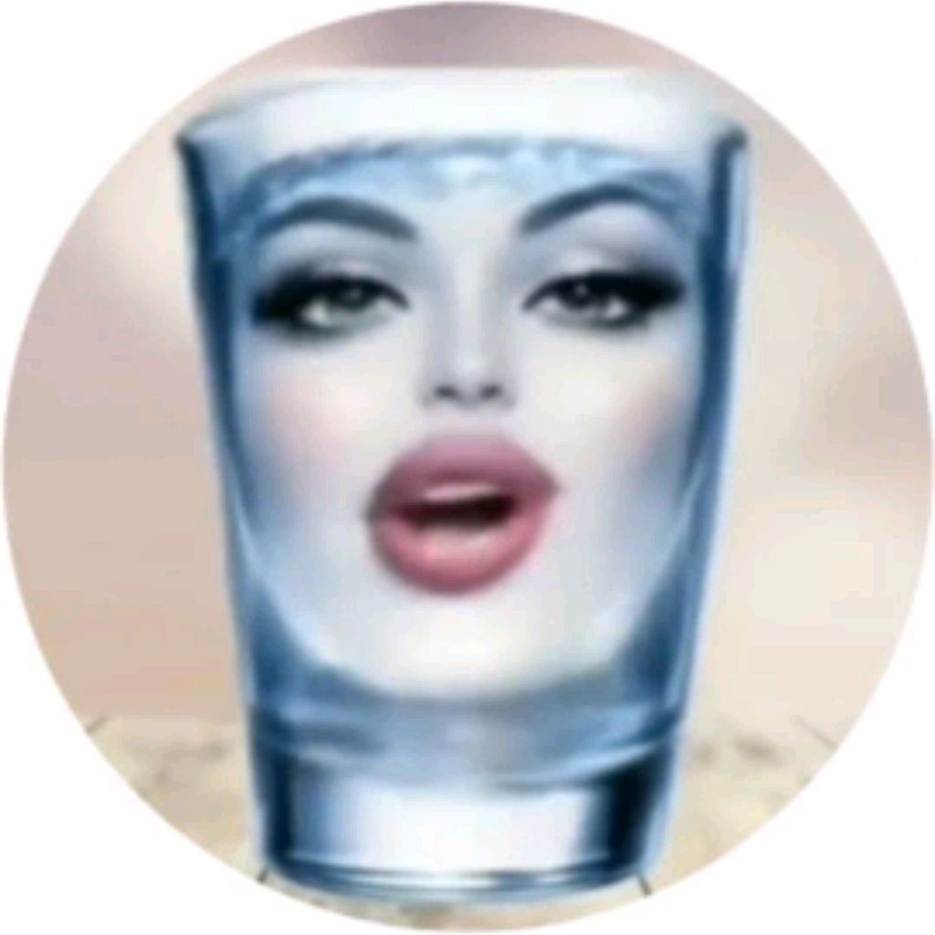 Иконка канала 💧Дианка💧