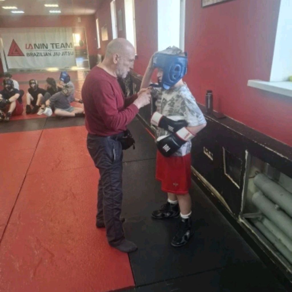 Иконка канала Энгельс спортивный клуб Максимум (Бокс)