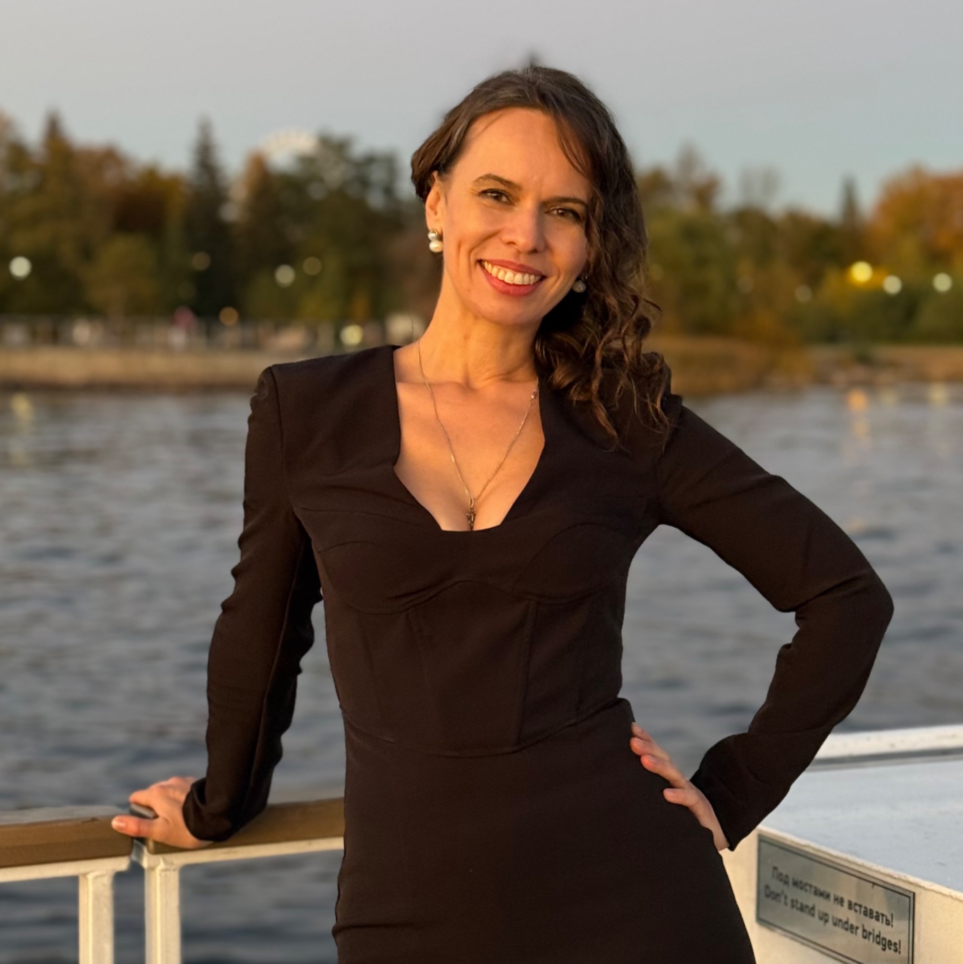 Иконка канала Неидеальная Таня