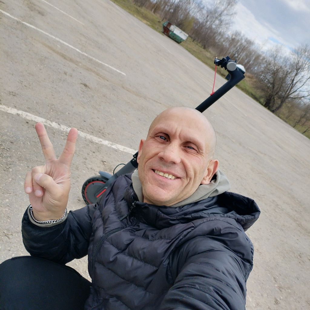 Иконка канала Сергей макаров