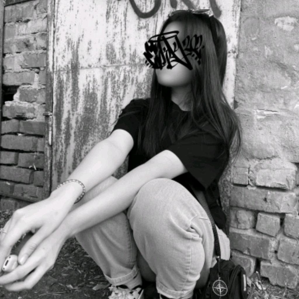 Иконка канала 👻гача 💞 ⁉️