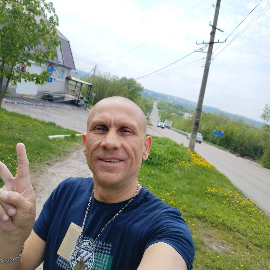 Иконка канала Сергей макаров