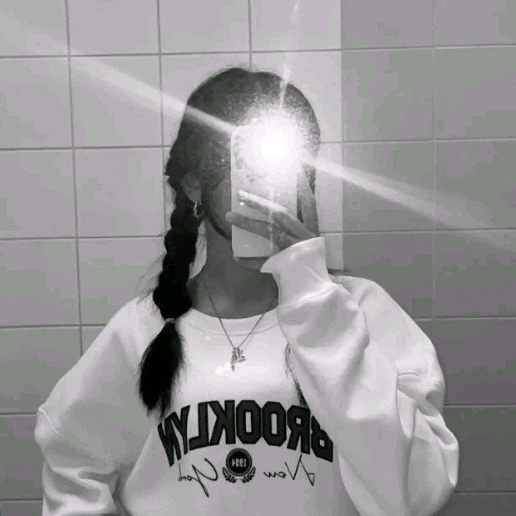 Иконка канала Викулька ❤️💜