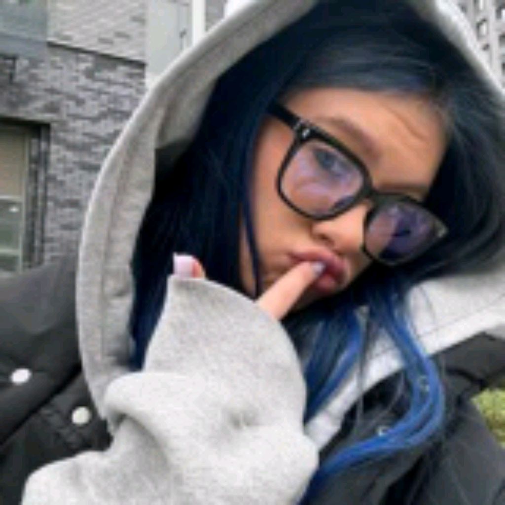 Иконка канала 💙Соня Софарова🖤
