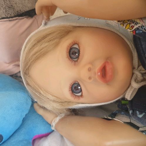 Иконка канала My Reborn World
