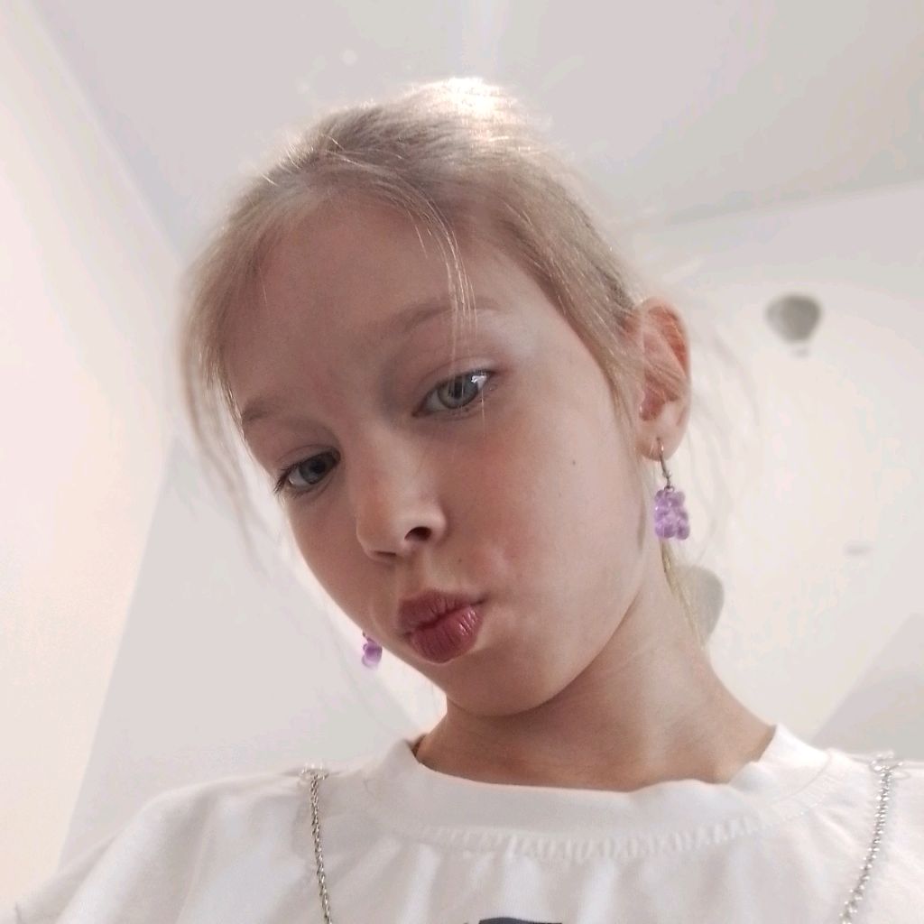 Иконка канала Vika🍉