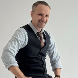 Иконка канала Валериан Карбон