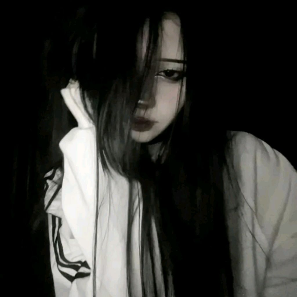 Иконка канала ..//MiLa_games..\\🤍〰️🤍