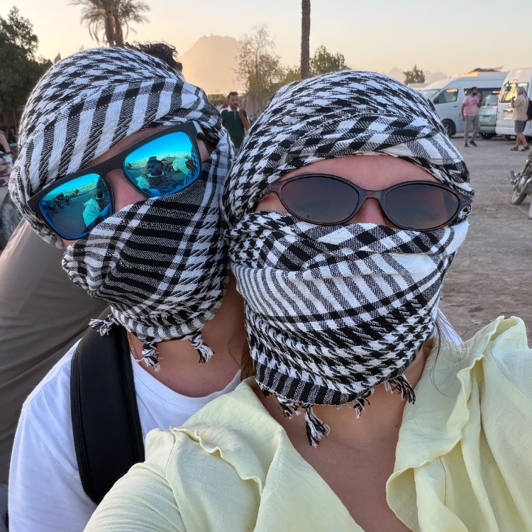 Иконка канала TOURISTS!