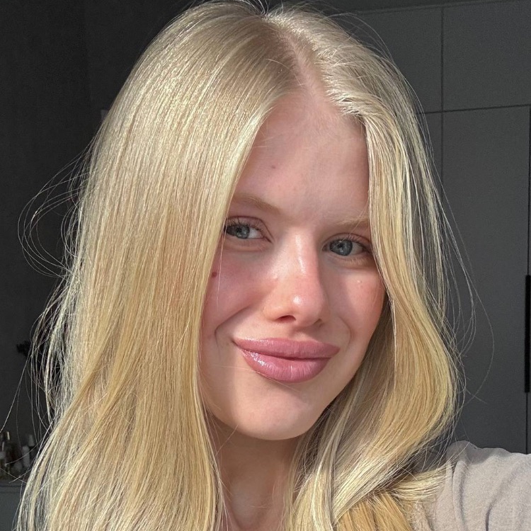 Иконка канала more.than.hair