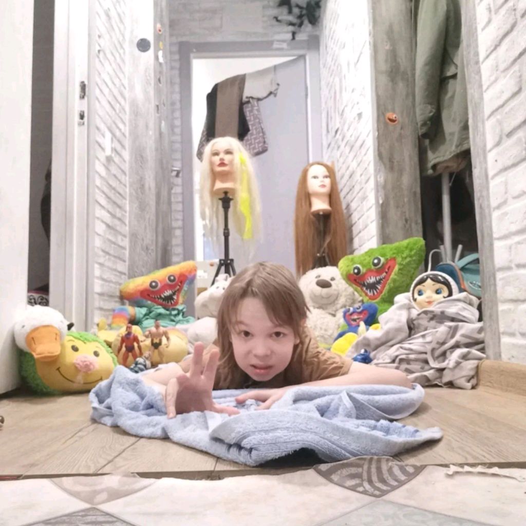 Иконка канала ЛЕТАЮЩИЙ ПЛАТОК🧻