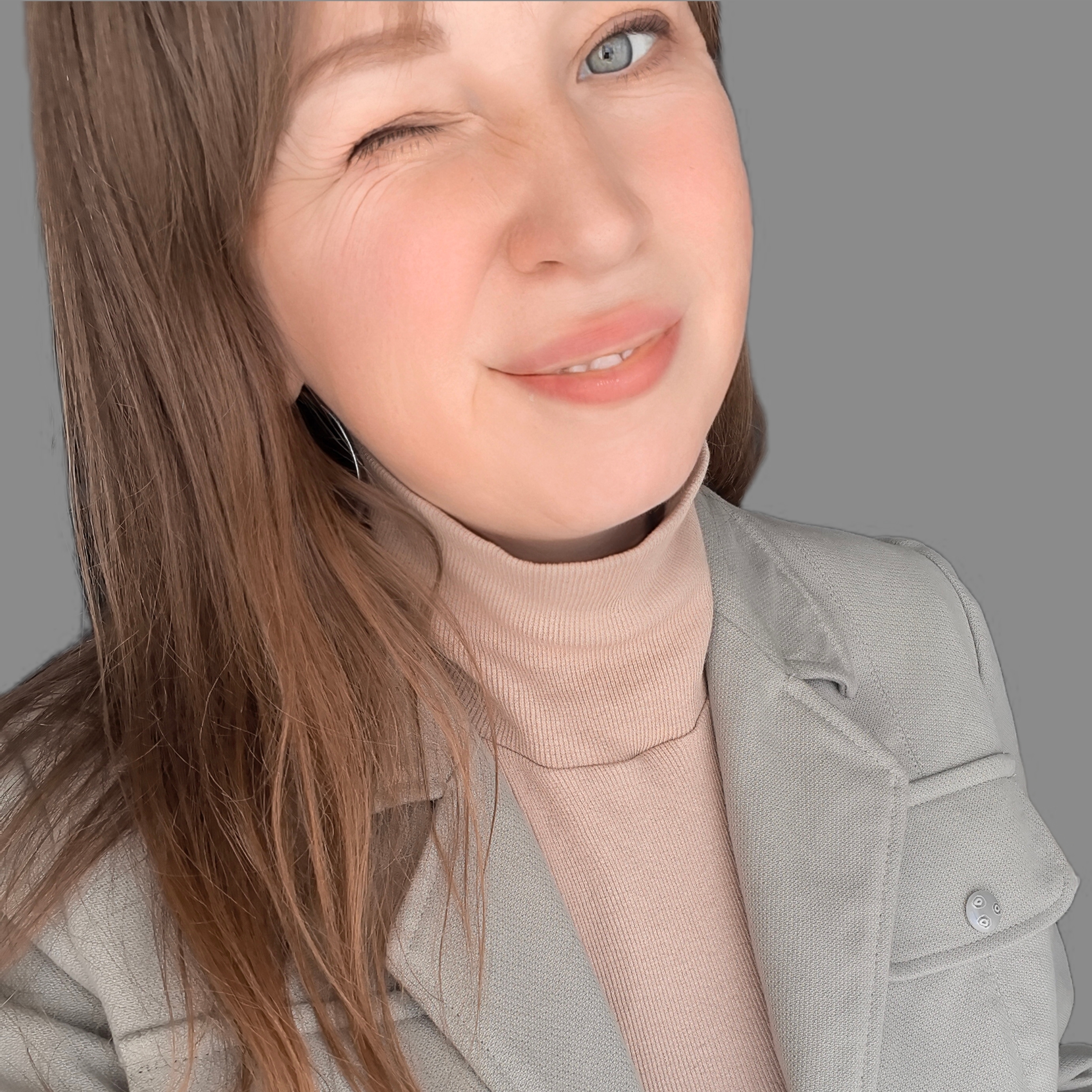 Иконка канала Катя Костюхина. Ношу то, что создаю!