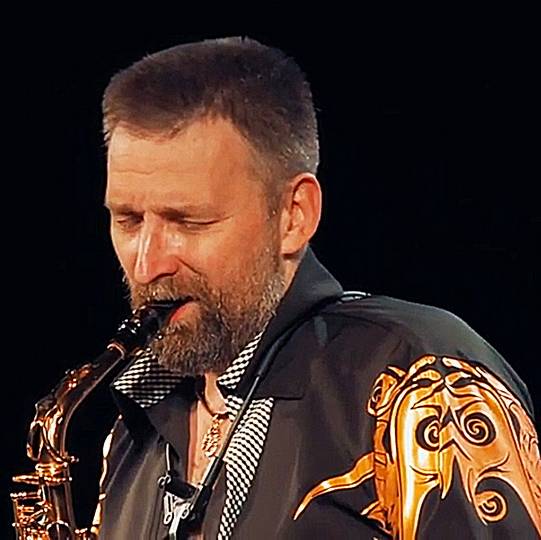 Иконка канала Мультиинструменталист Олег Переверзев