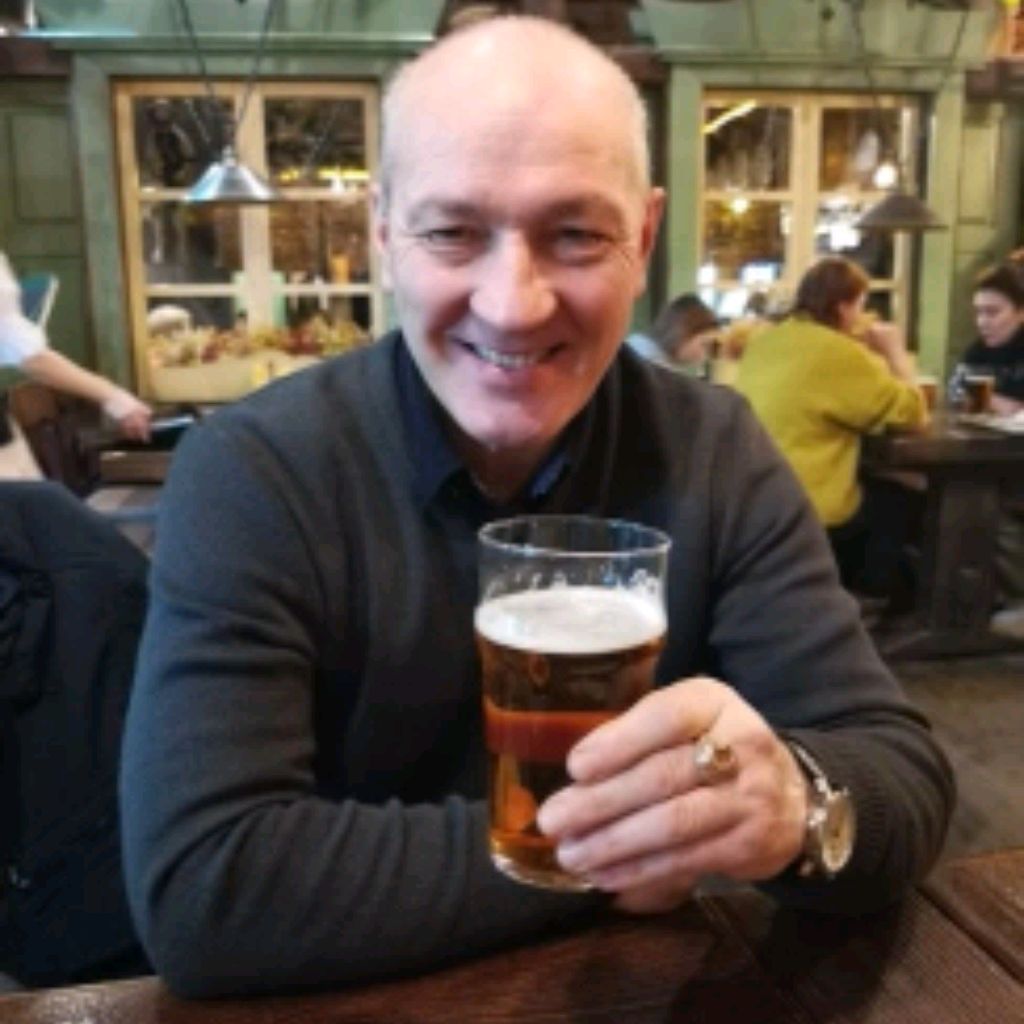 Иконка канала Политолог на доверии (авторские чтения).