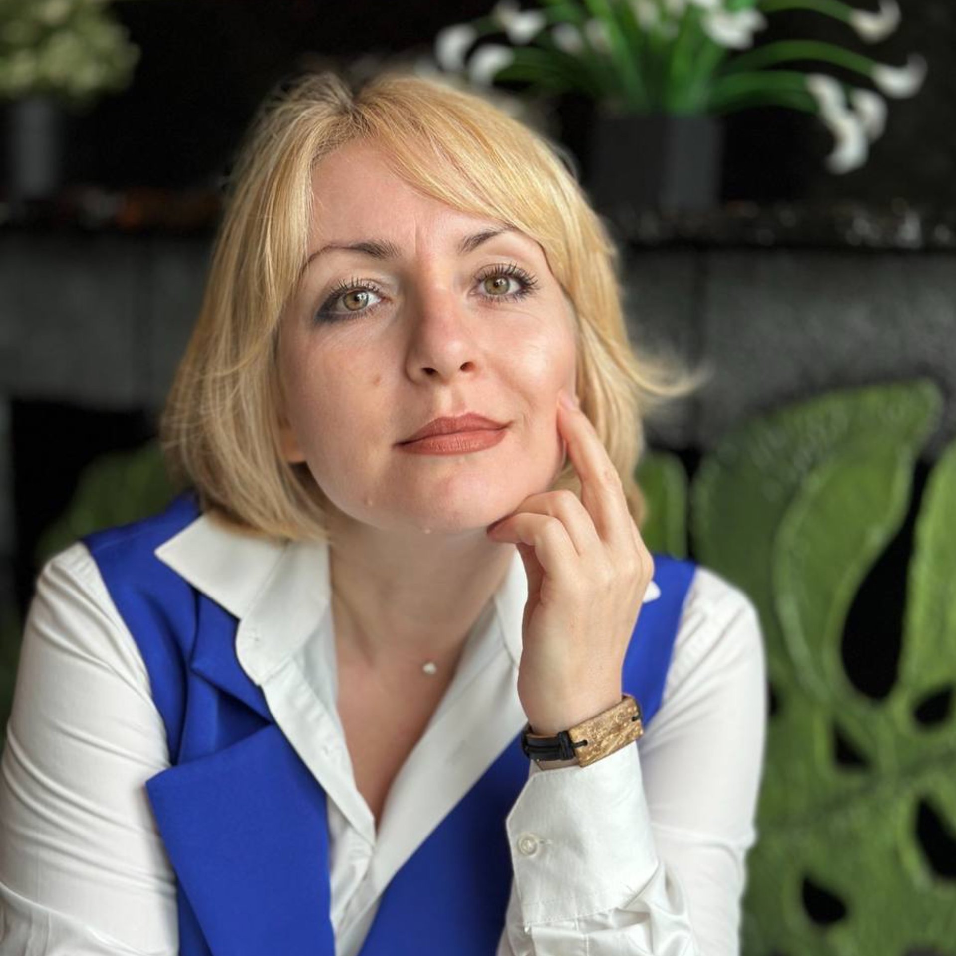 Иконка канала ДВИЖУХА В НЕДВИЖКЕ