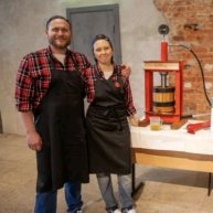 Иконка канала Сыродавленное «живое» масло Артель Коростель.