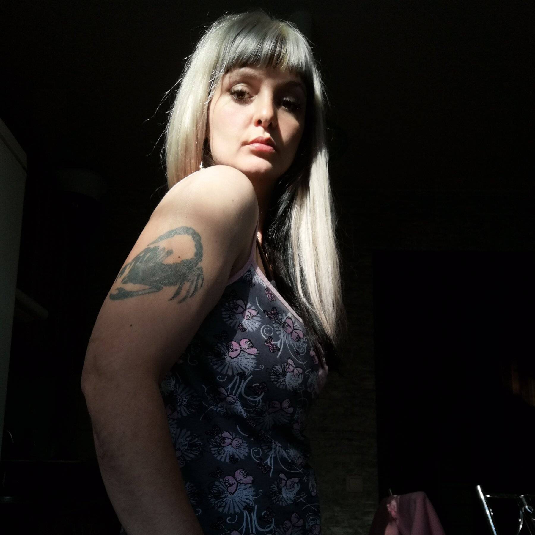 Иконка канала ПРИЖАТЬ К ГРУДИ ИЗМУЧЕННЫЙ МИР