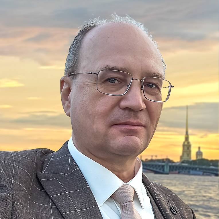 Иконка канала Переезжаем в Санкт-Петербург