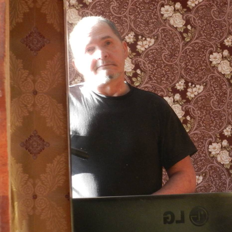 Иконка канала Жизнь за стеклом