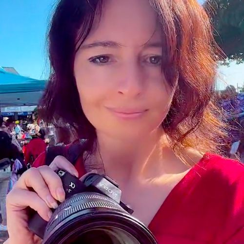 Иконка канала Svetlana Zara 🎵 автор, 🎥 фильммейкер