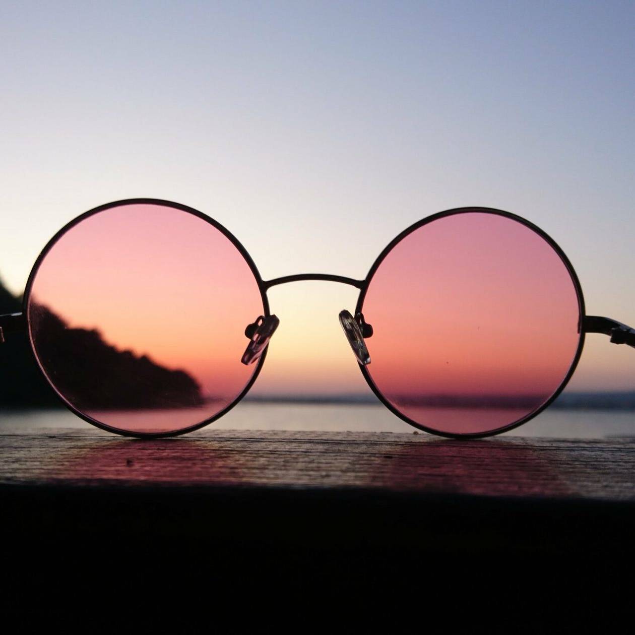 Иконка канала ЮГ БЕЗ РОЗОВЫХ ОЧКОВ