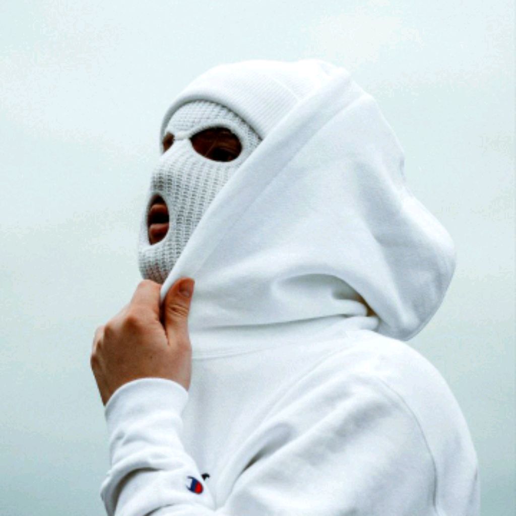 Иконка канала 𝓦𝓱𝓲𝓽𝓮 𝓜𝓾𝓼𝓲𝓬 ❷