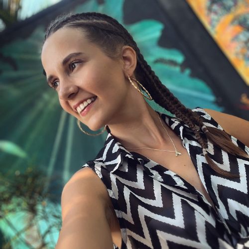 Иконка канала Евгения Астафьева - девушка без адреса