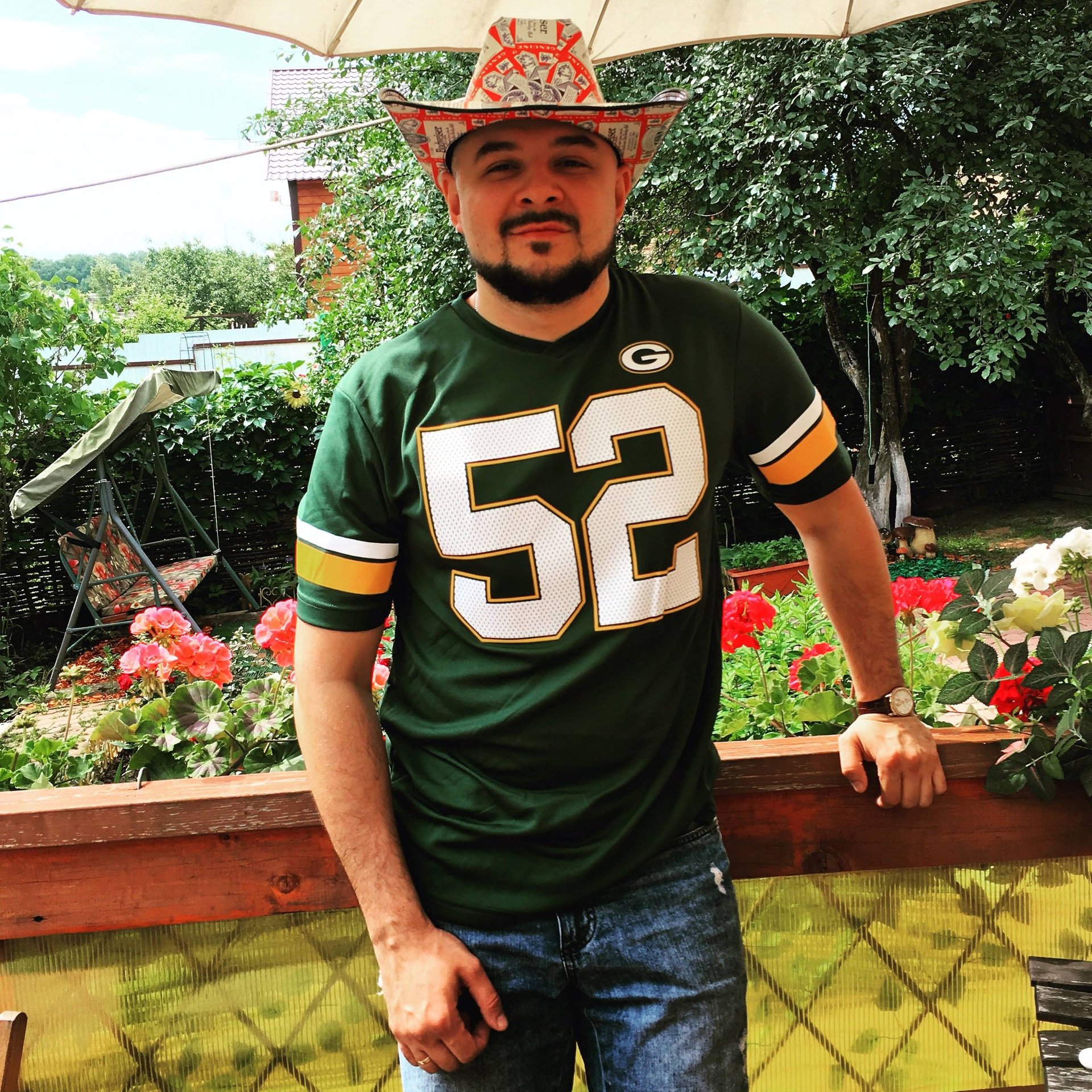 Иконка канала Павлов Евгений  Кавер-исполнитель и музыкант