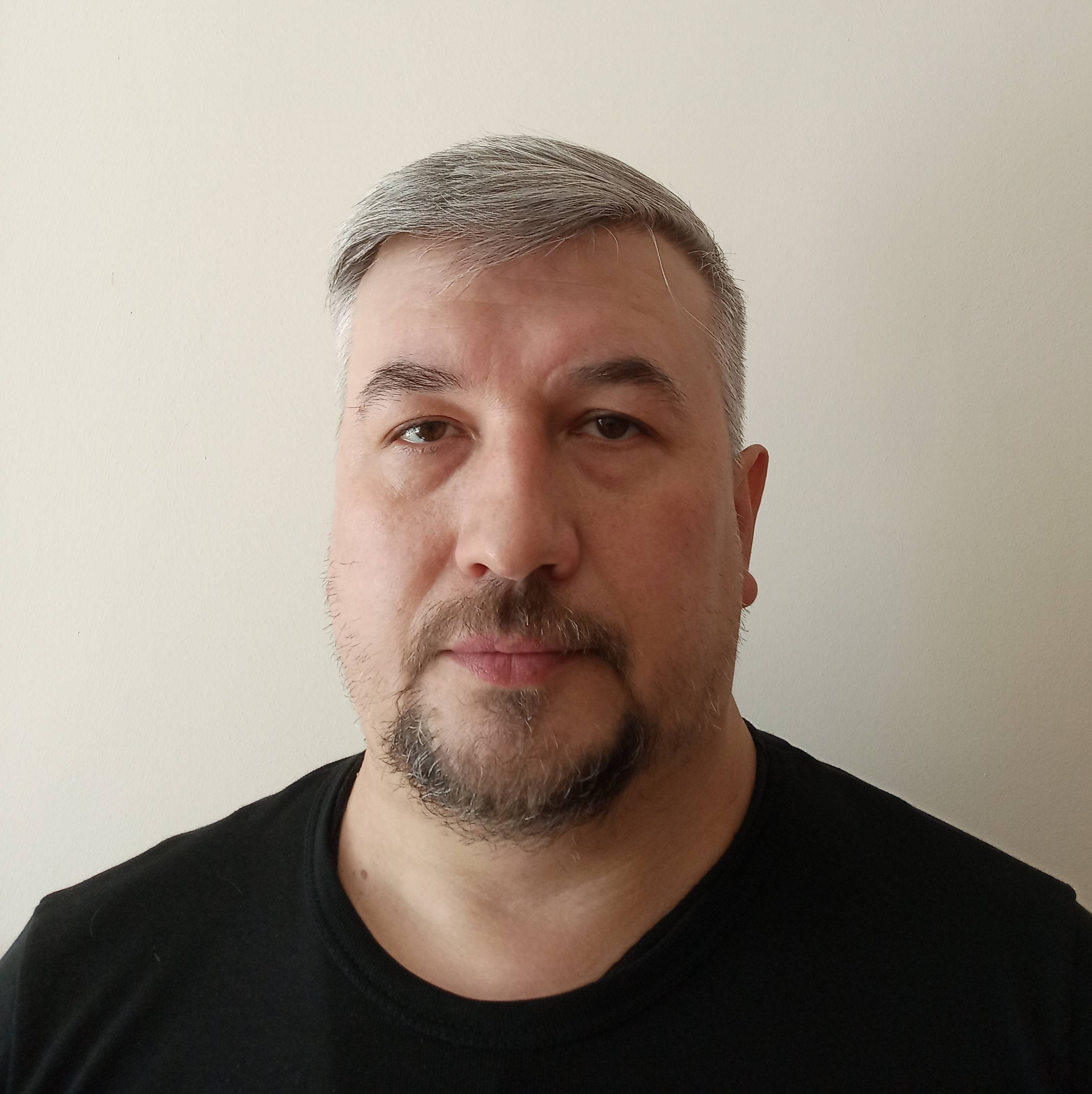 Иконка канала Максим Тихонов