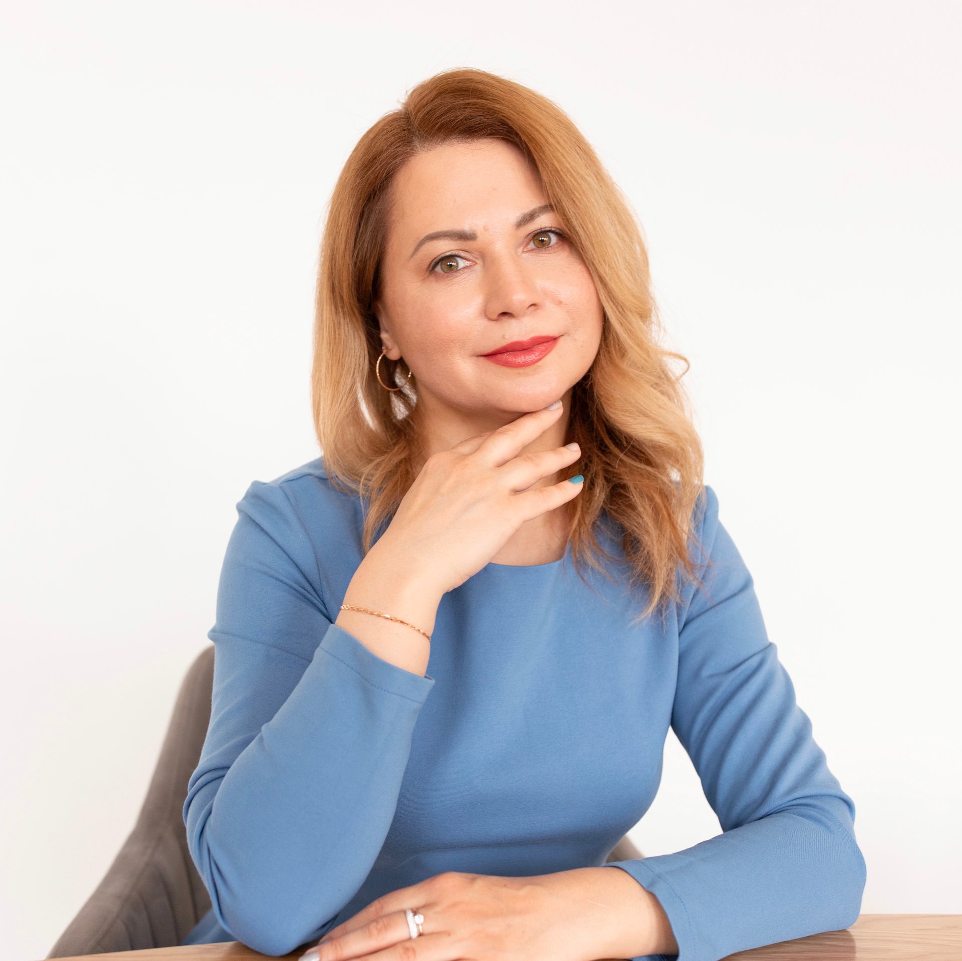 Иконка канала Английский с Оксаной Ромашкиной.