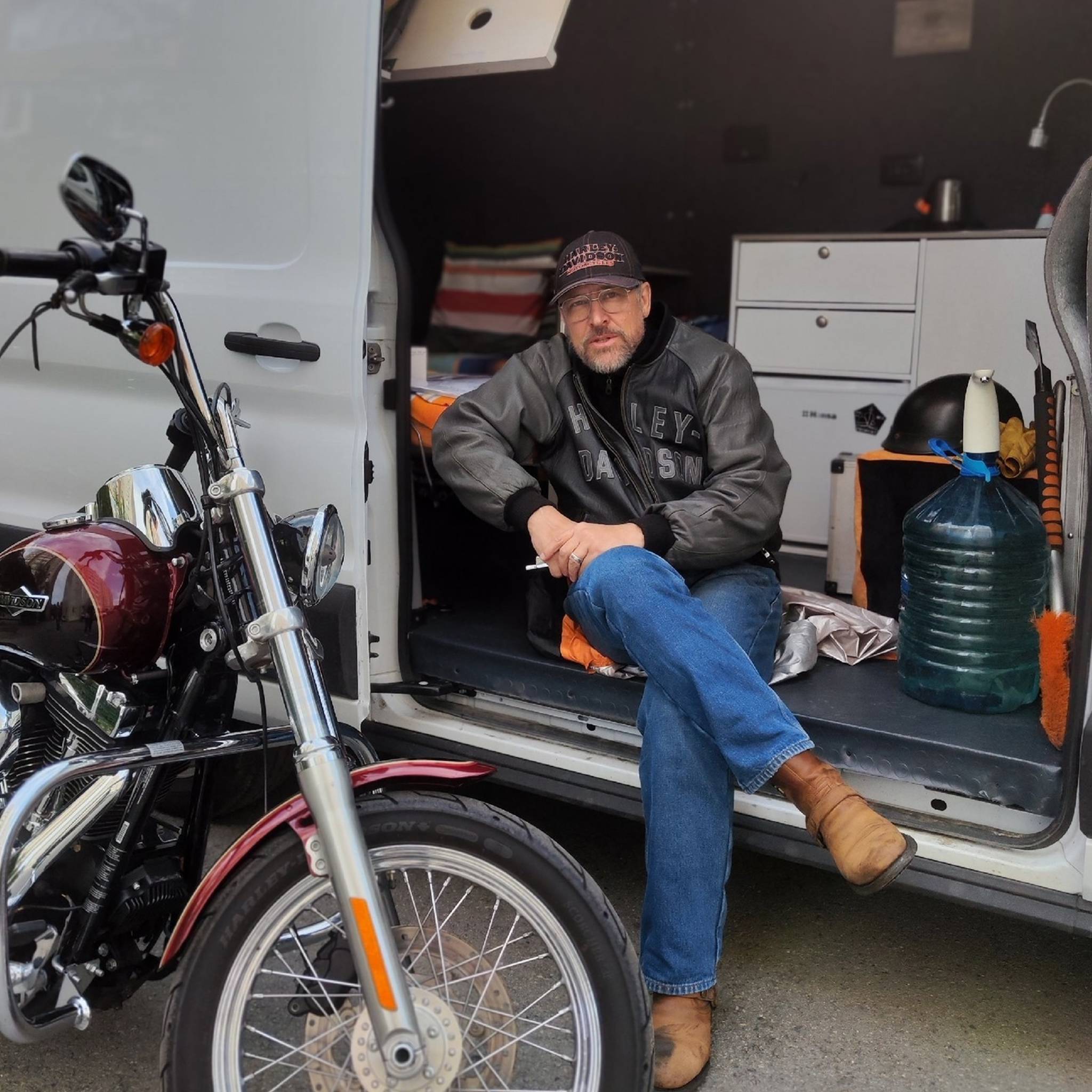 Иконка канала Михаил Ченчик