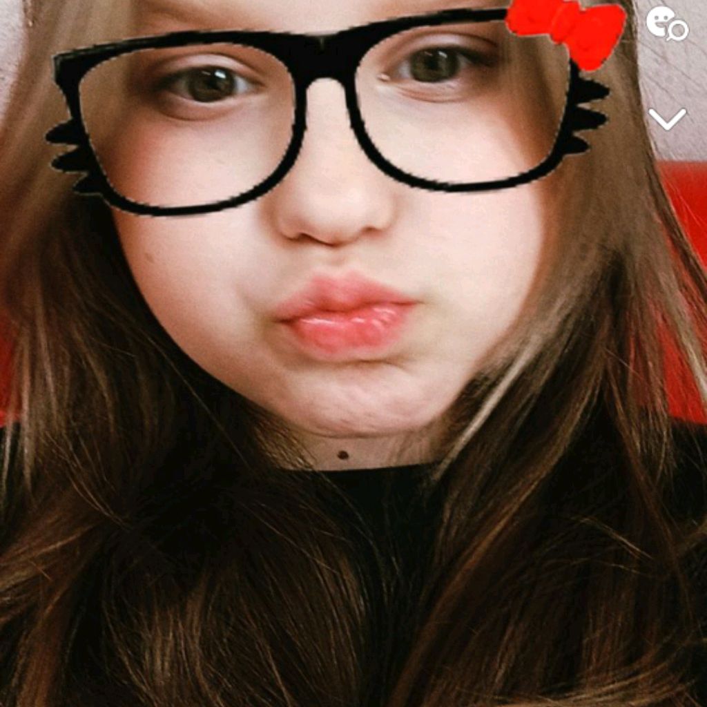 Иконка канала 🎀👧🏼Златик  салатик👧🏼🎀