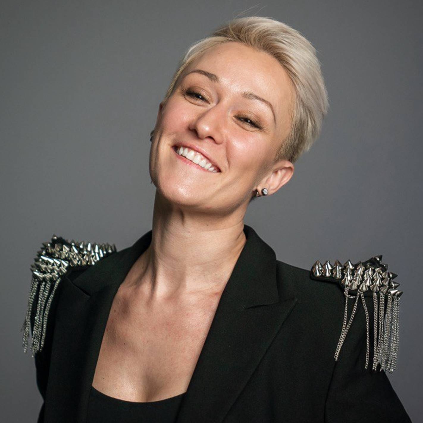 Иконка канала SASHA KRUASANOVA PRO IT