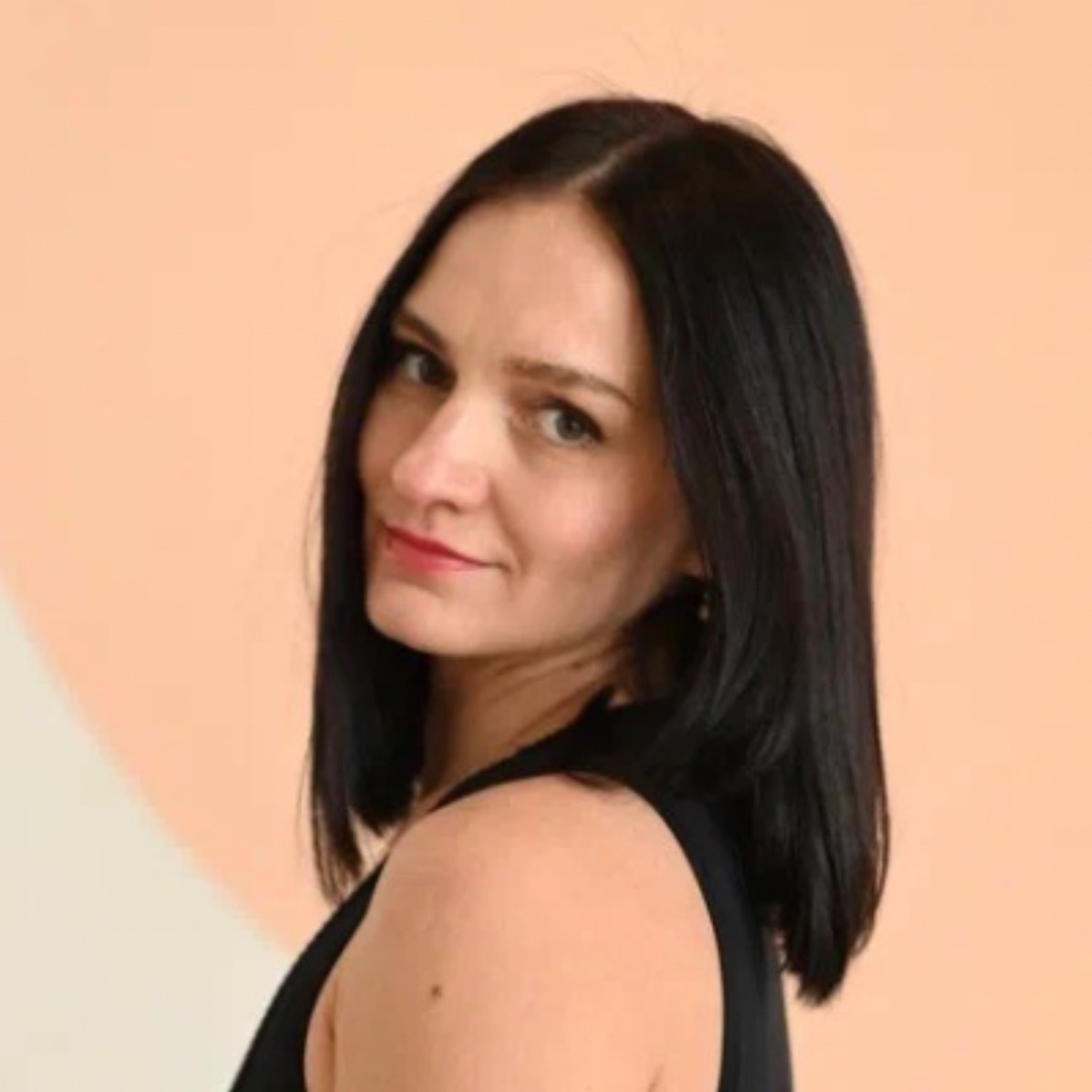 Иконка канала Фитнес дома с Аленой Булгаковой