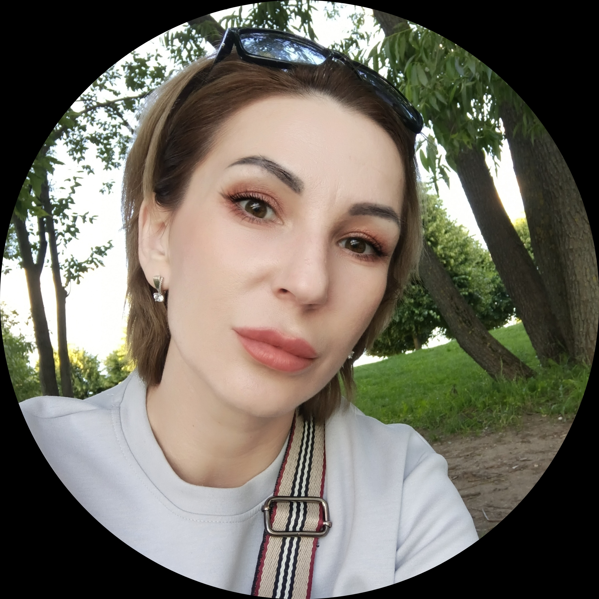 Иконка канала Только живая практика Таро