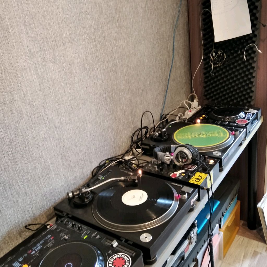 Иконка канала dj Samix