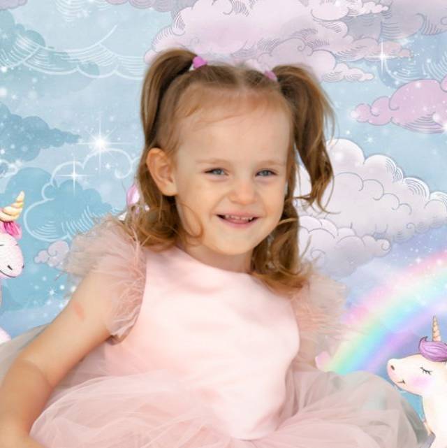 Иконка канала little_mira