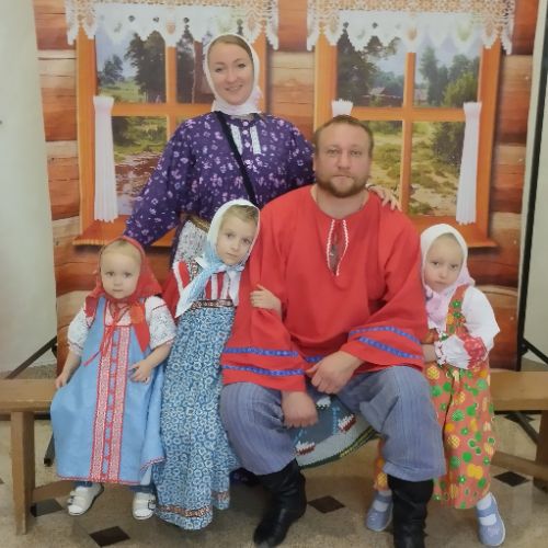 Иконка канала Семья Седых