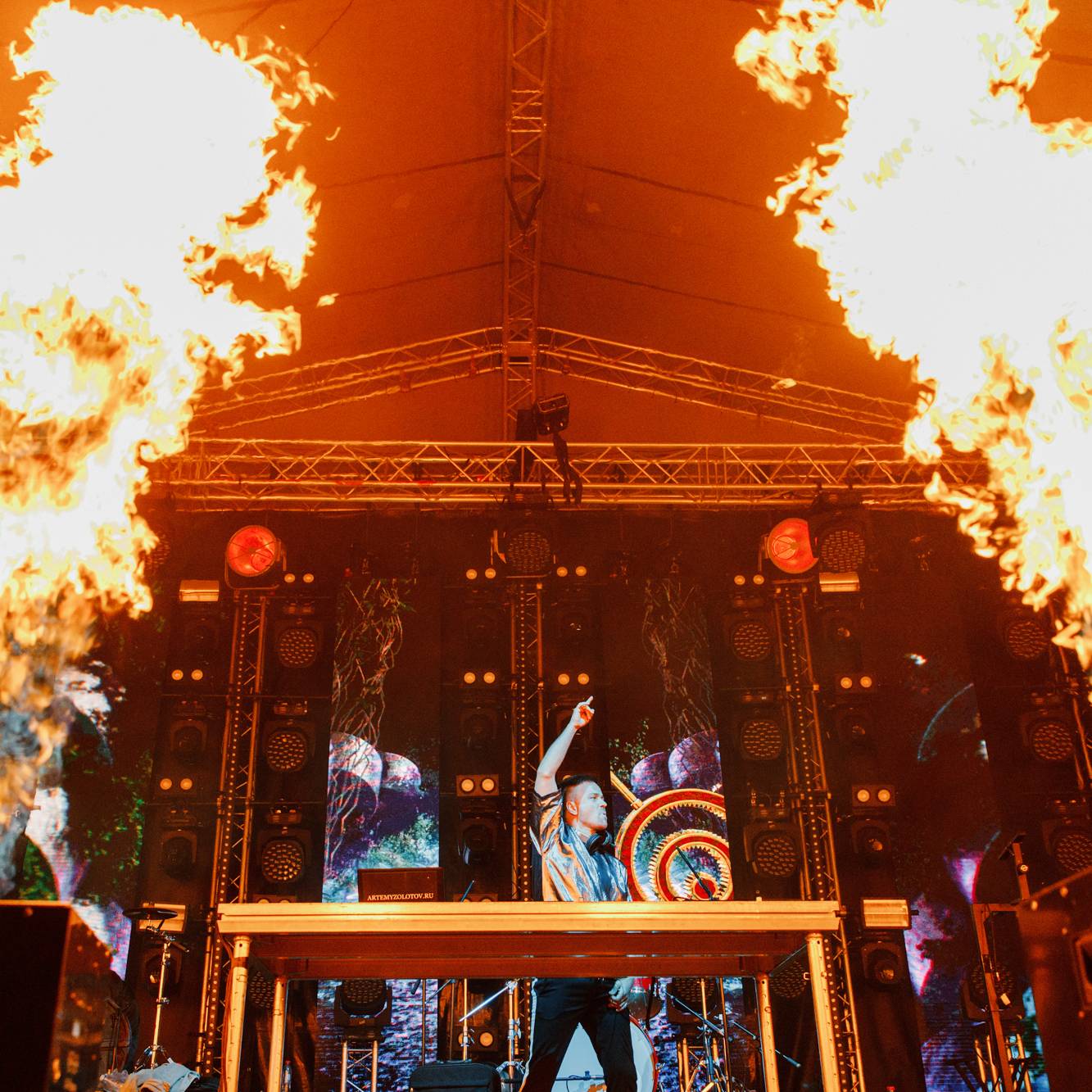 Иконка канала Артемий Золотов