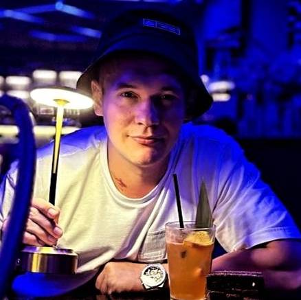 Иконка канала ХамелеонТВ