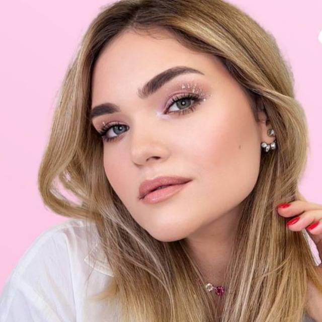 Иконка канала Даша Лебедева